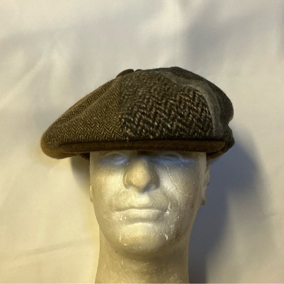 Woolrich | Accessories | Capas Woolrich Brown Herringbone Flat Cap ...